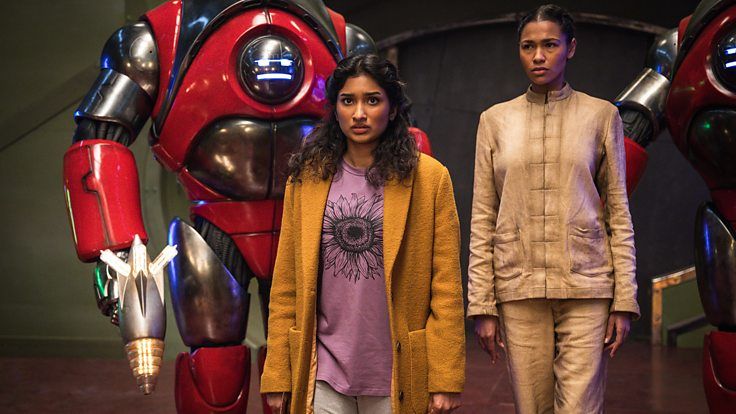 Review: Doctor Who: S2 E1 & E2:The Robot Revolution & Lux – MLGG: Pop ...